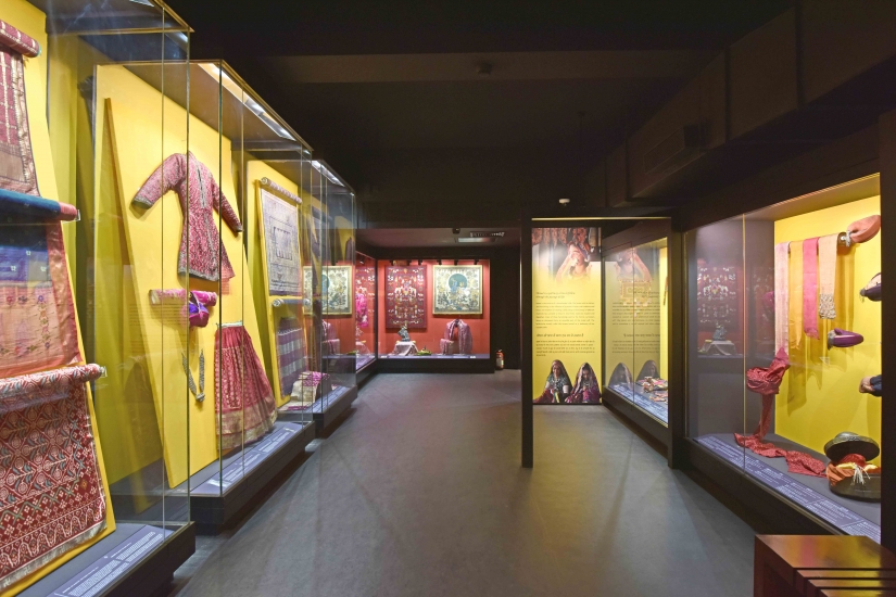 Textile Trails: Museums for the Fabric Lover – Storytellers of Wonder